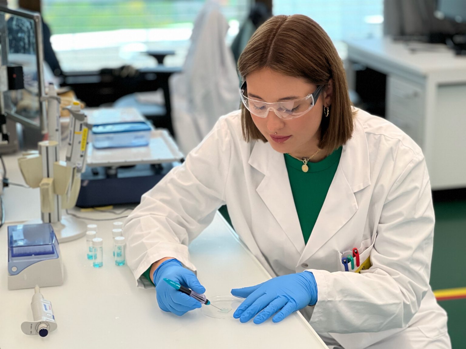 Welcome Elisa Gianfreda! - FHNW nanoLab