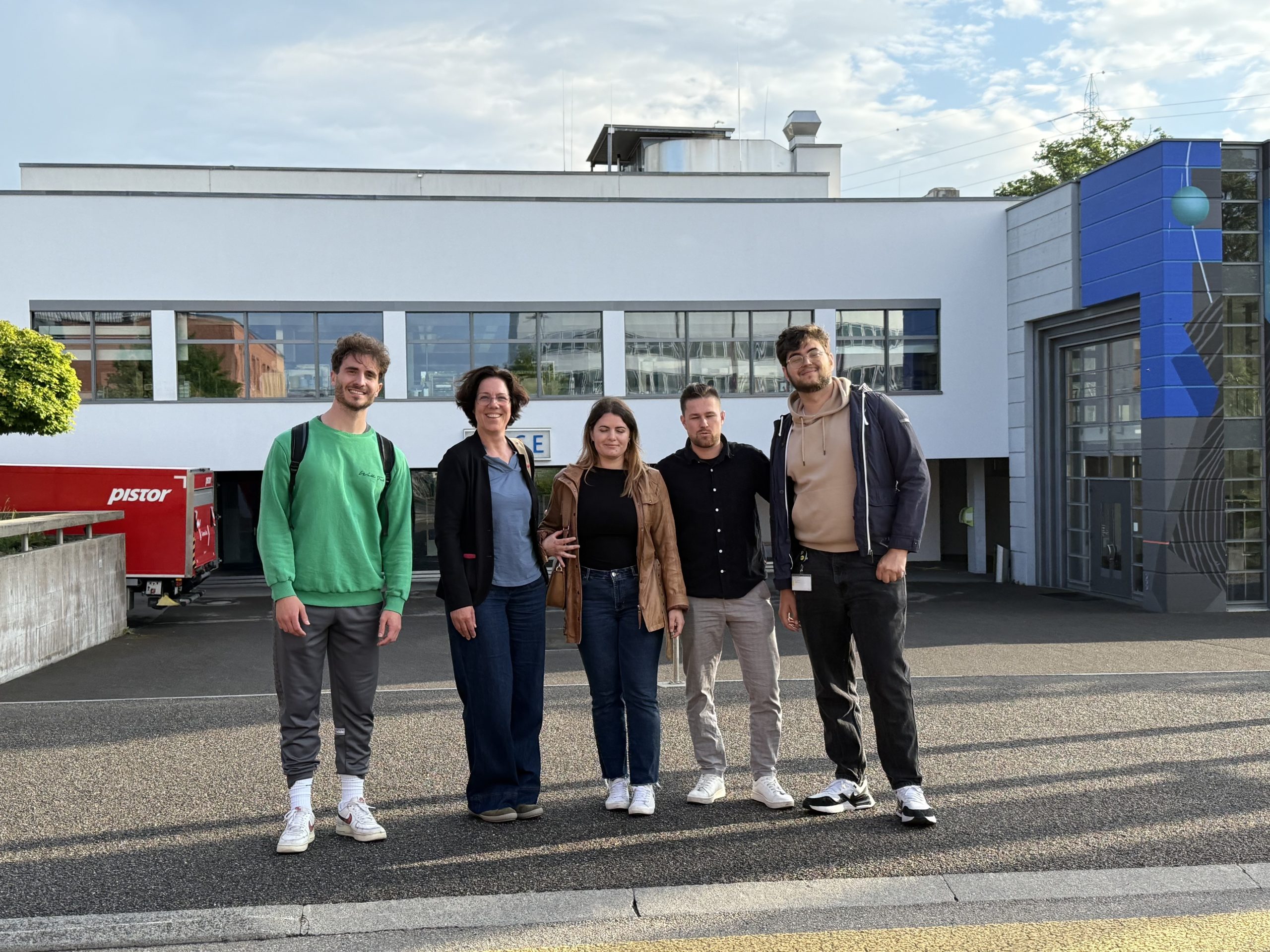 Group Excursion to the Paul Scherrer Institute - FHNW nanoLab